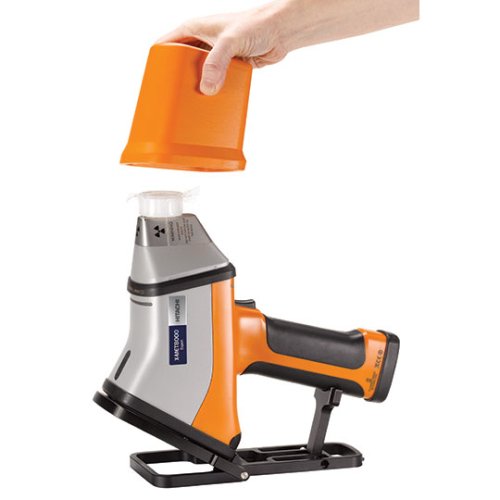 NEW Hitachi X-MET8000 Expert Handheld XRF Analyzer